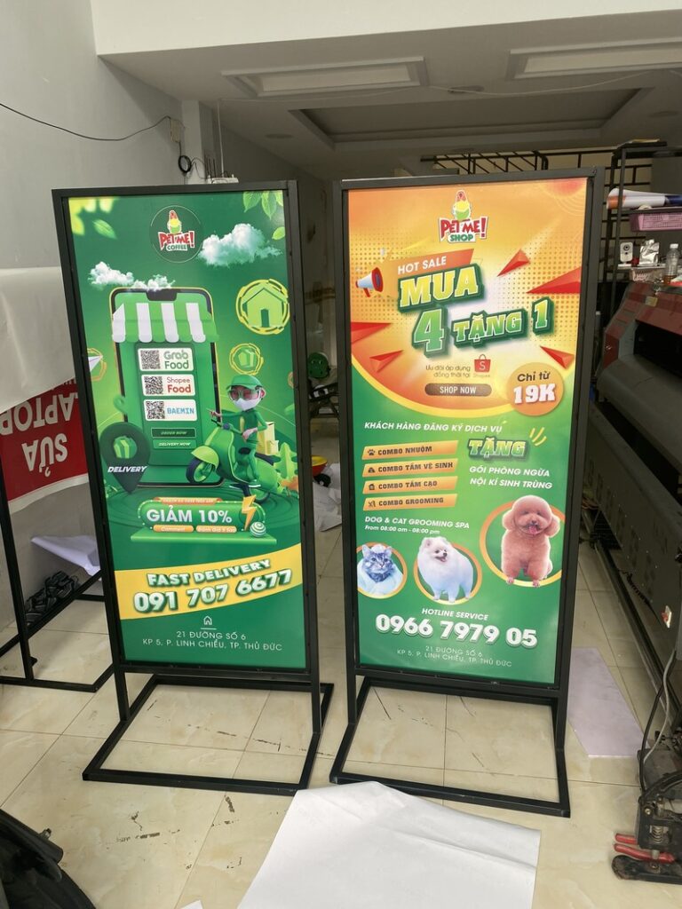 Chân standee, khung standee uy tín, giá rẻ Full kích cỡ