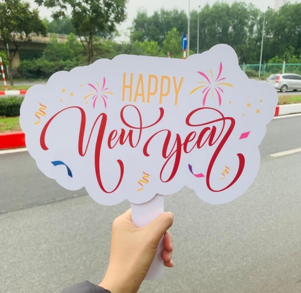 Hashtag Happy New Year (có nhiều mẫu) - Hashtag Cầm Tay