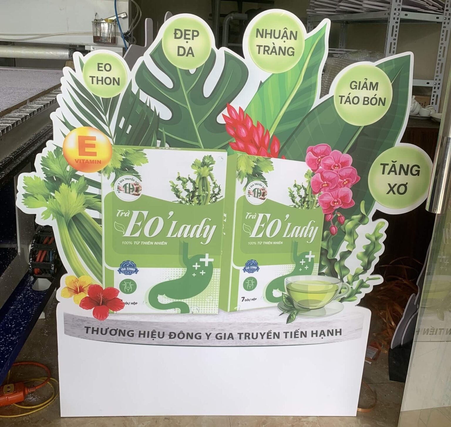 In standee hình người, standy mô hình đẹp, uy tín, giá xưởng